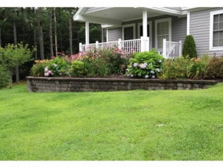 Retaining Walls: Jaiden Landscaping and Garden Center